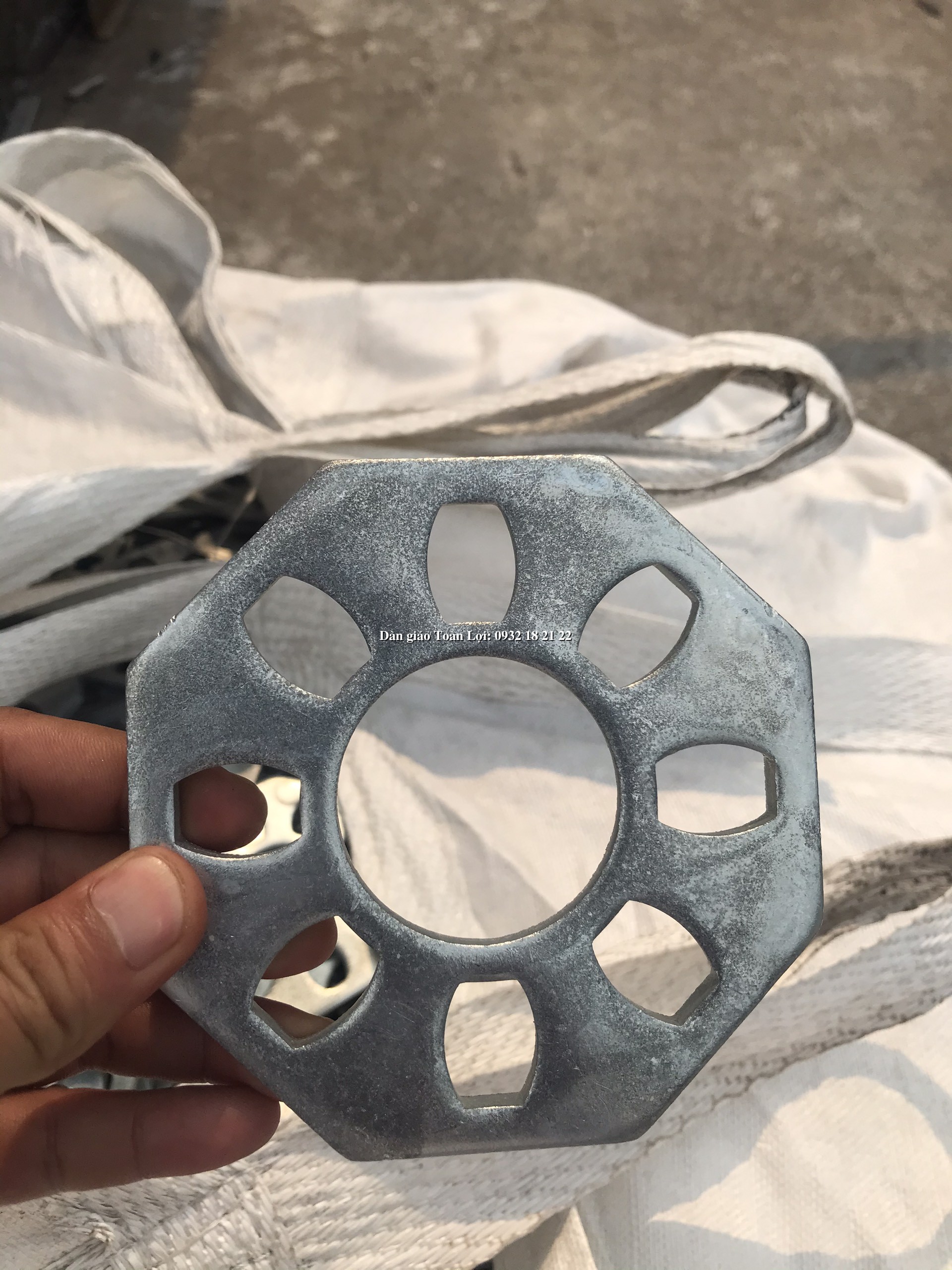 GIÀN GIÁO RINGLOCK KẼM